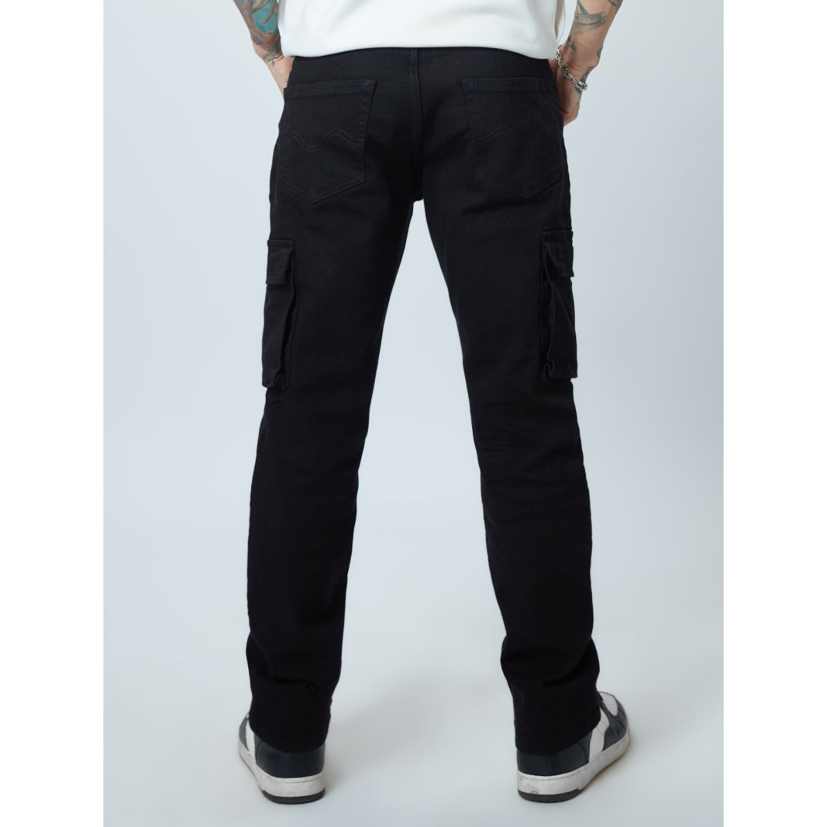 Buy The Souled Store Solids : Black Straight Fit Men Cargo Jeans Online