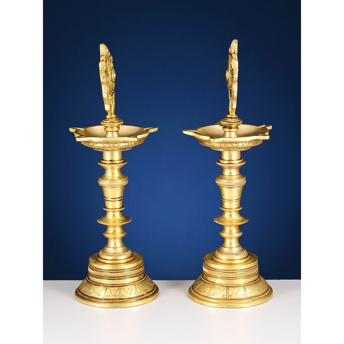 Buy Ekaa Handicrafts Shankh Chakra Oil Diya Lamp Brass- Symbol Of Lord ...