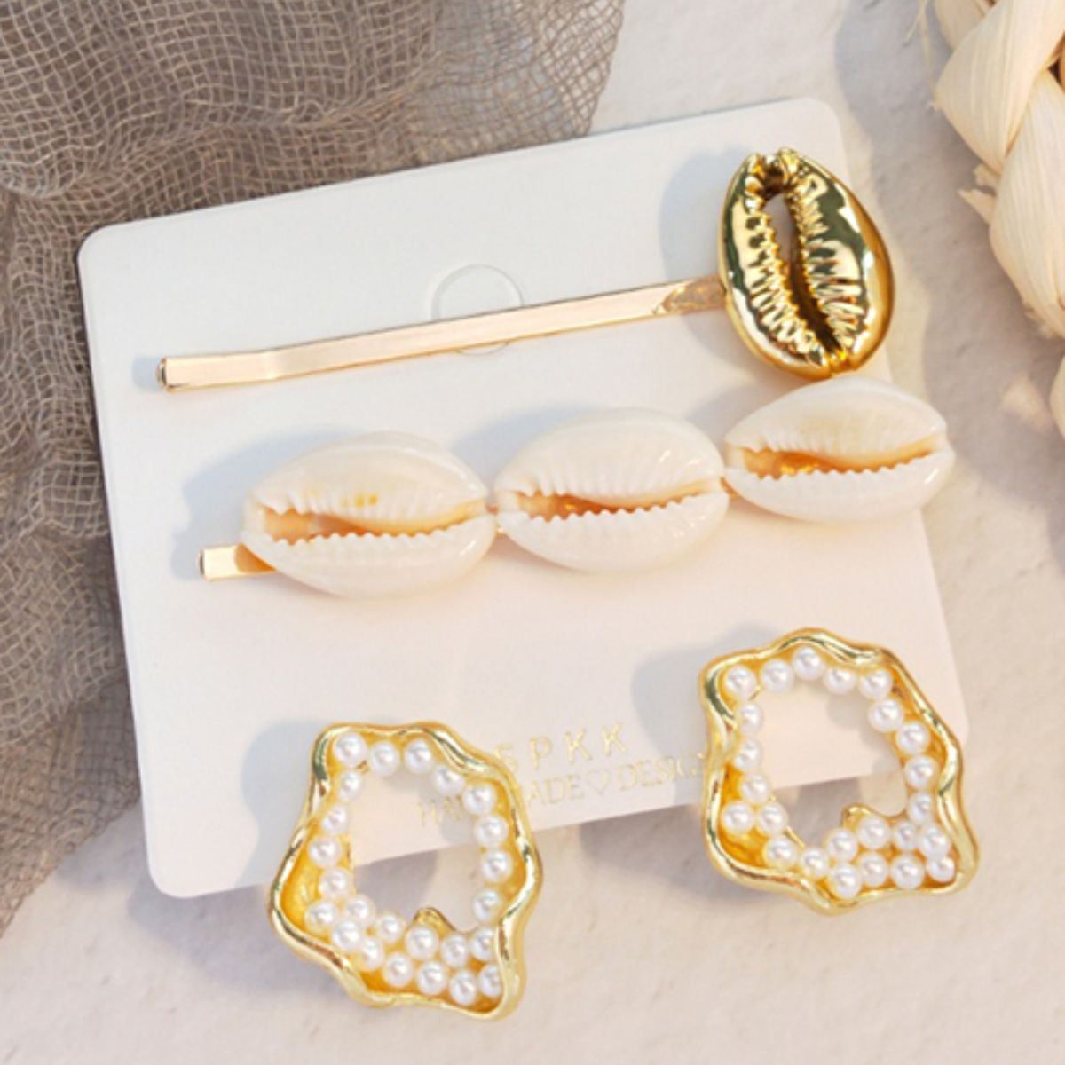 Pipa Bella by Nykaa Fashion Pearl and Shell White Hairpin and Earrings ...