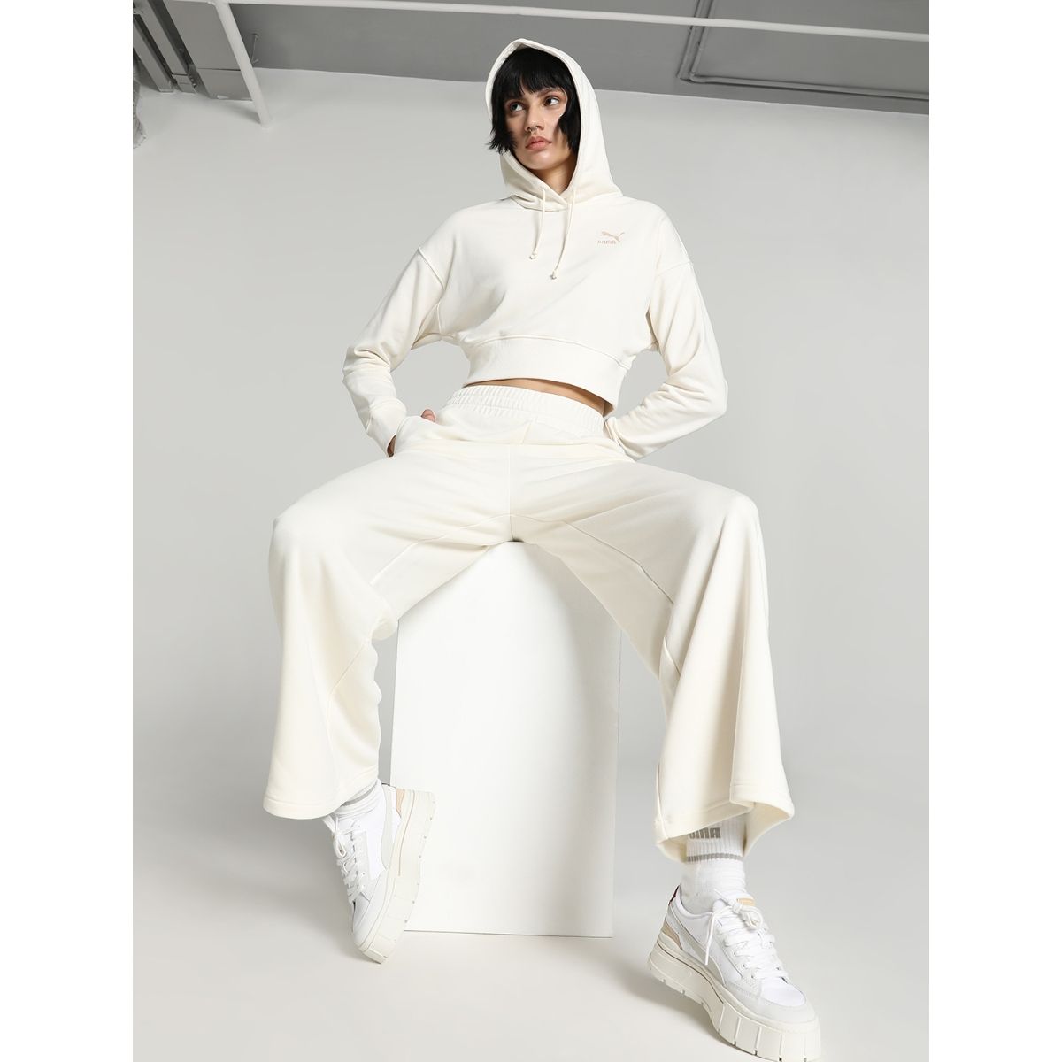 Buy Puma CLASSICS Relaxed Women Off White Sweatpants Online
