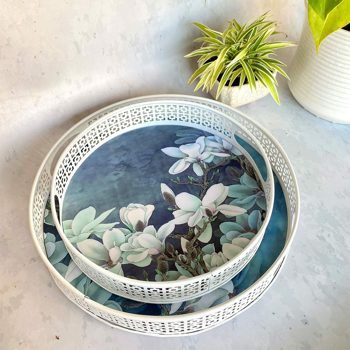 Buy Faaya Gifting Round Cutwork Tray Small - Ceylon Dusk Online