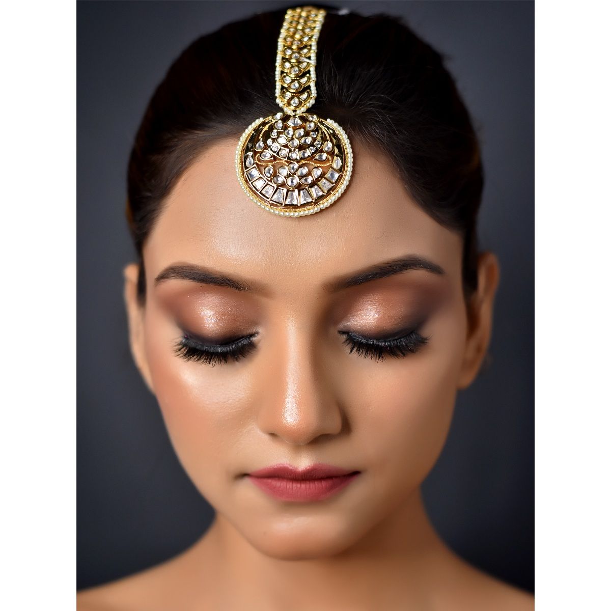 AG'S Yogita White Gold Plated Kundan Teeka: Buy AG'S Yogita White Gold ...