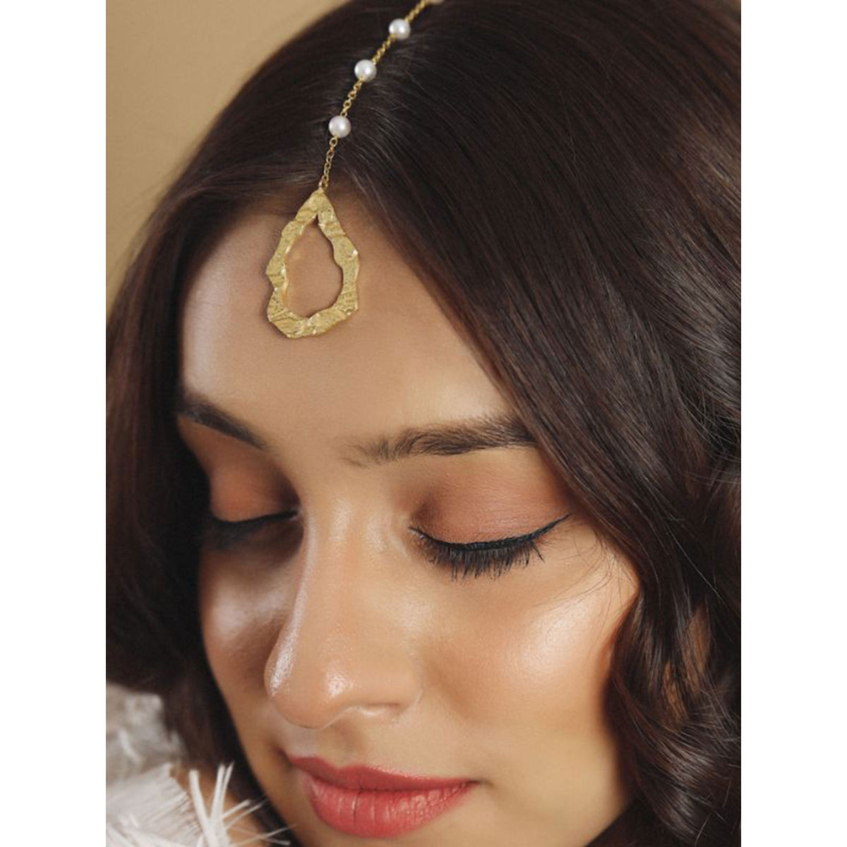Buy Mitali Jain Sandra Gold Dainty Maang Tikka Online