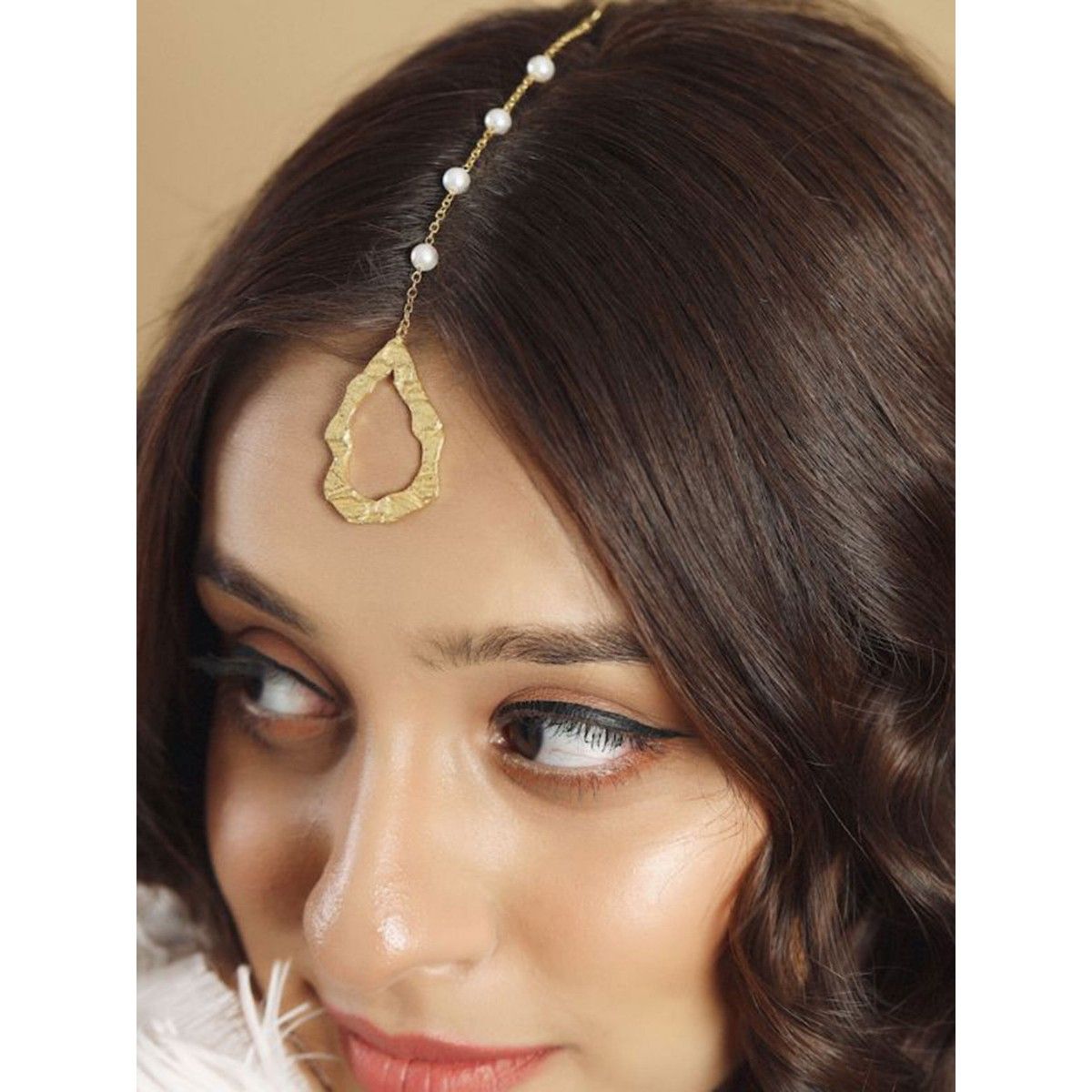 Buy Mitali Jain Sandra Gold Dainty Maang Tikka Online