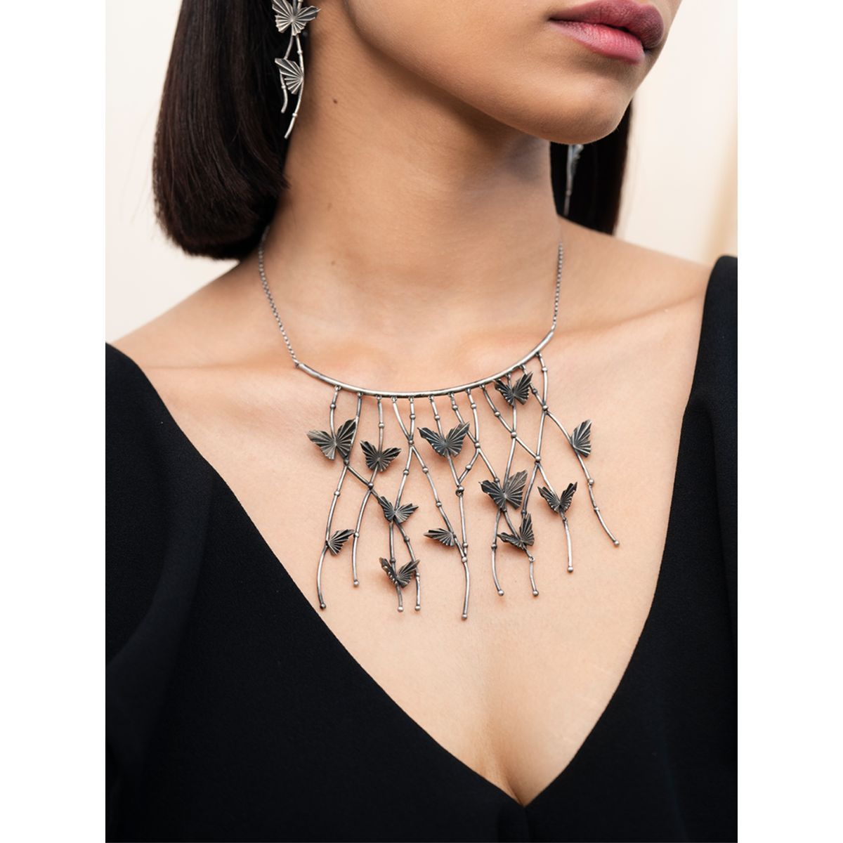 Buy Shaya by CaratLane Chasing My Untamed Thrills Butterfly Necklace in ...
