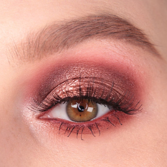 Buy Revolution Pro Glam Eyeshadow Palette Online