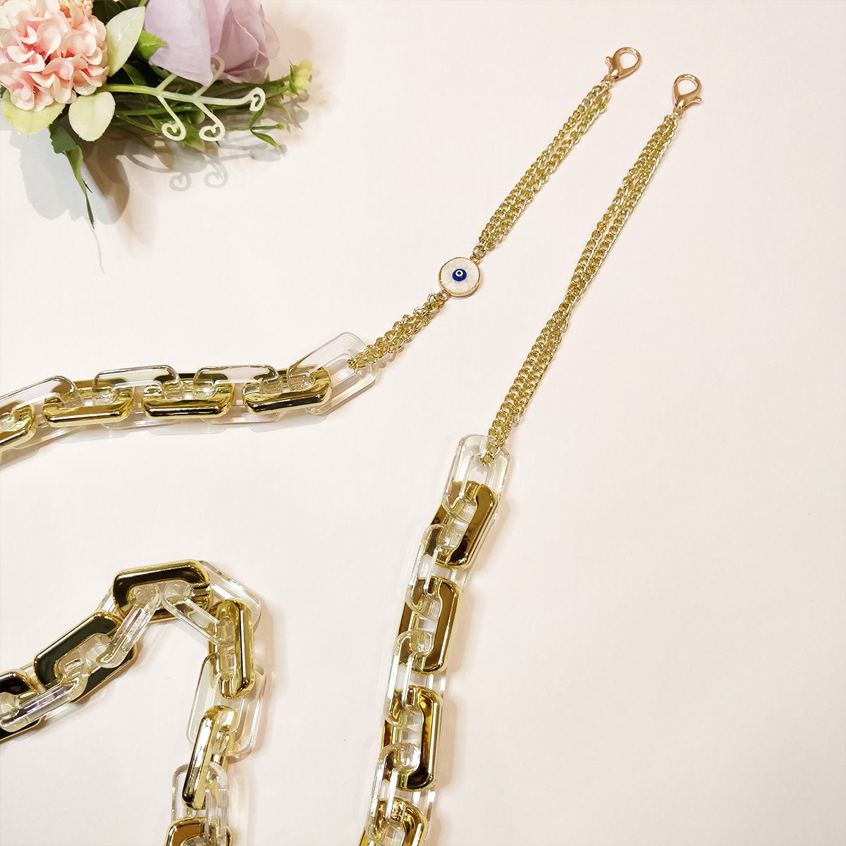 Buy Diya Aswani Dual Locking Mask Chain Only Online