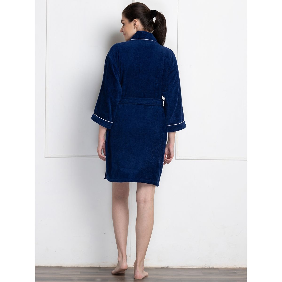 Nautica Luxurious Ultra Soft Bath Robe -2pc: Buy Nautica Luxurious ...