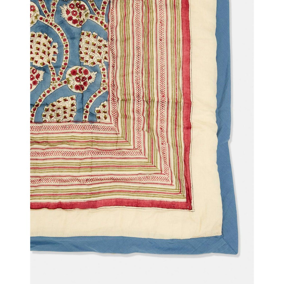 Fabindia Blue Cotton Hand Block Print Afreen Bel Quilt: Buy Fabindia ...