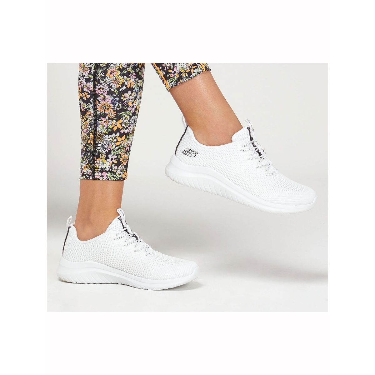 Buy SKECHERS ULTRA FLEX 2.0 LITE GROOVE White Casual shoes Online