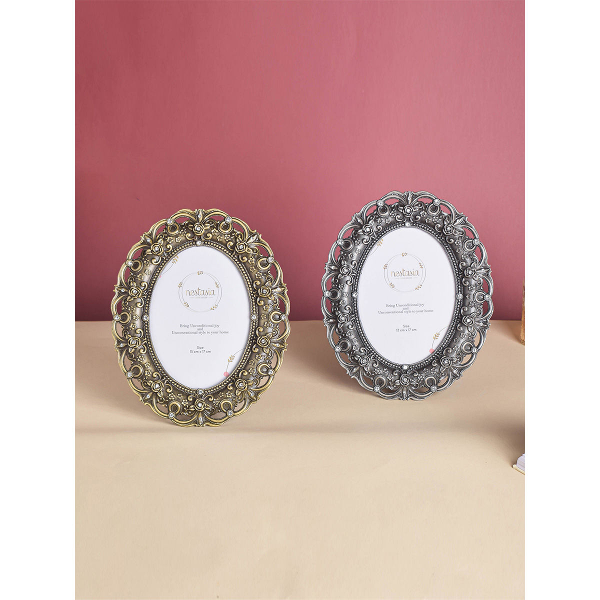 Buy Nestasia Vintage Garland Photo Frame Online