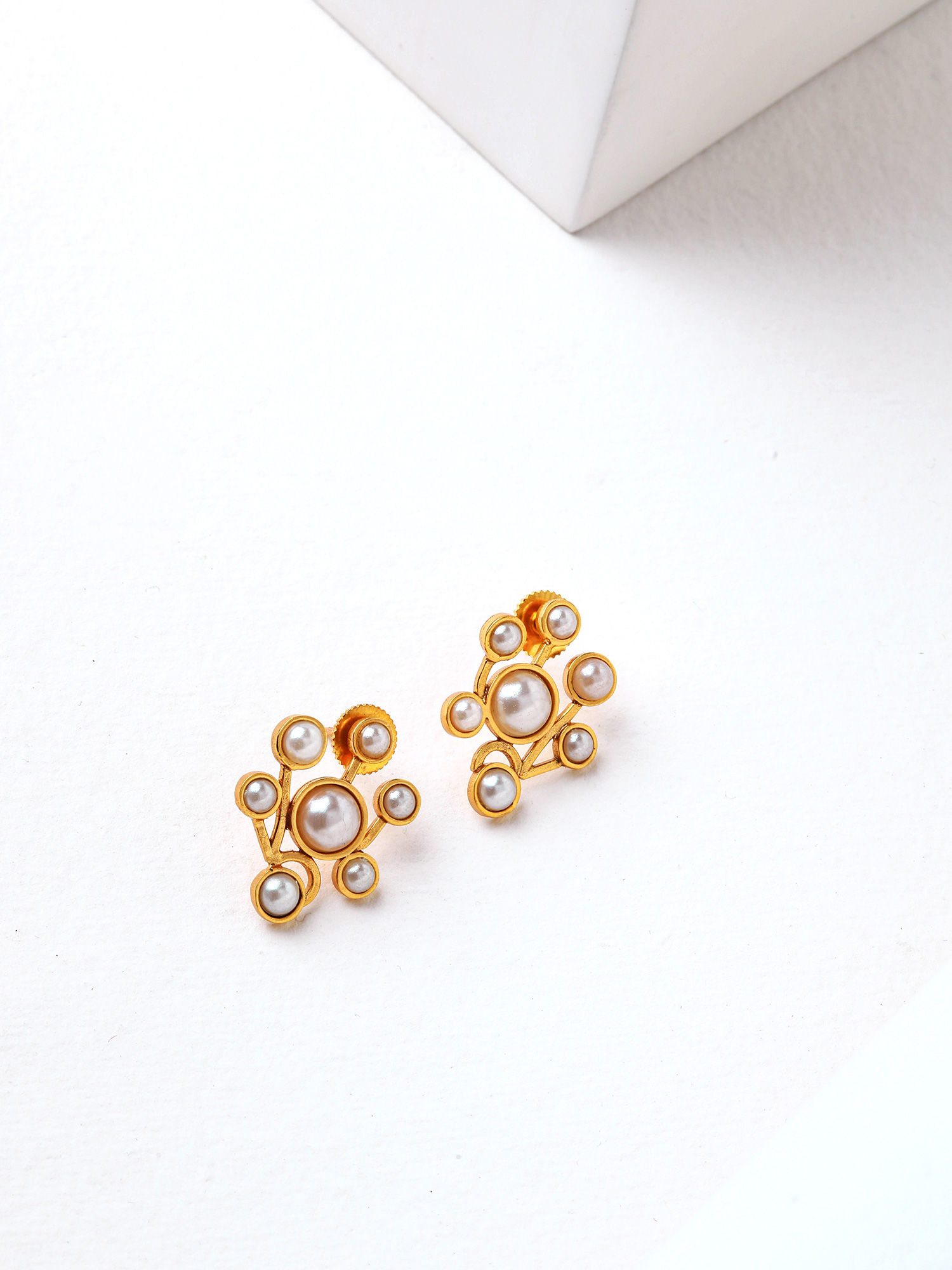 Buy Suhani Pittie Gold Toned Pearl Cluster Earrings Online