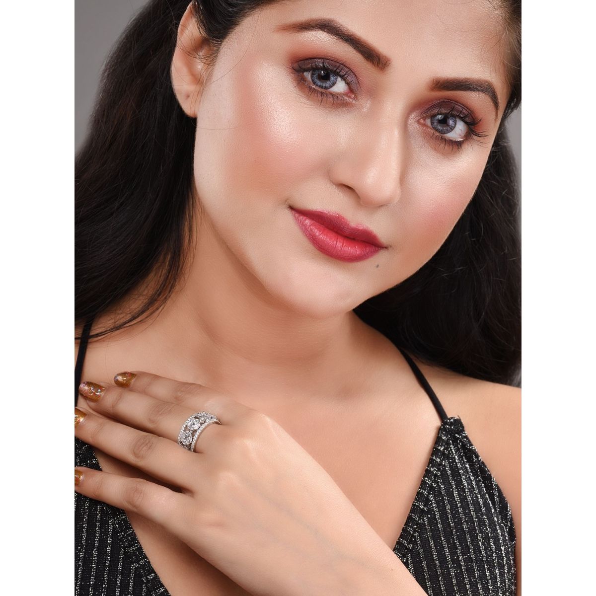 Buy Saraf RS Jewellery Silver Rhodium Plated White Ad Studded Band ...