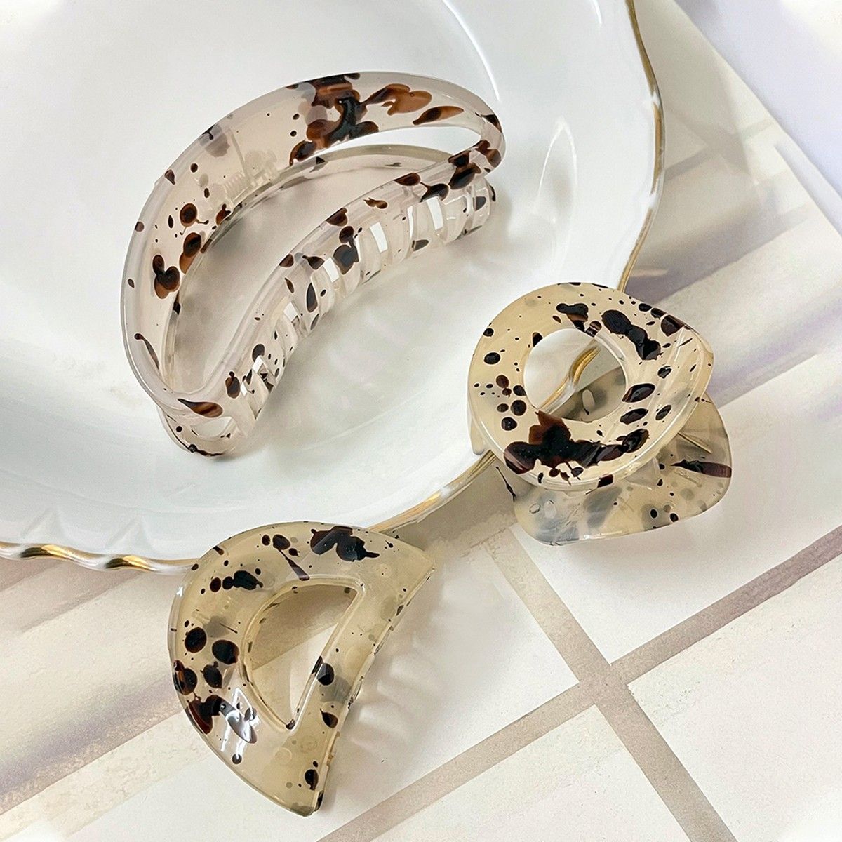 Ayesha Set of 3 Grey Tortoise Shell Semi-Circle, Circular & Oversized ...