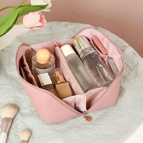 max makeup pouch