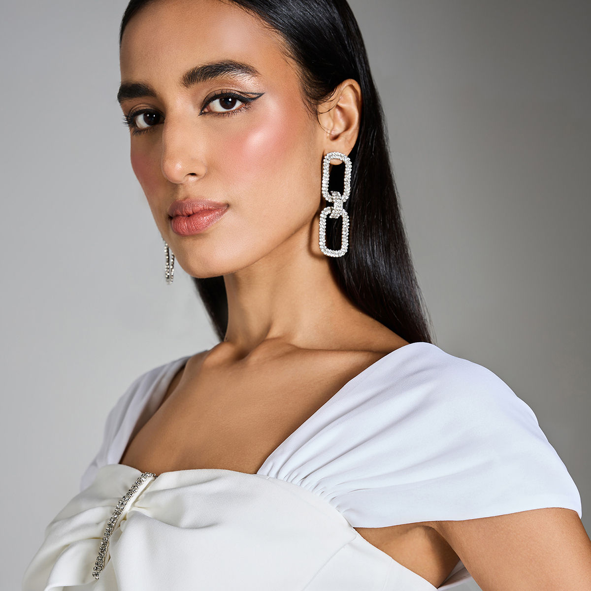 Rsvp By Nykaa Fashion White Solid Bow Detail Square Neck Crop Top Buy