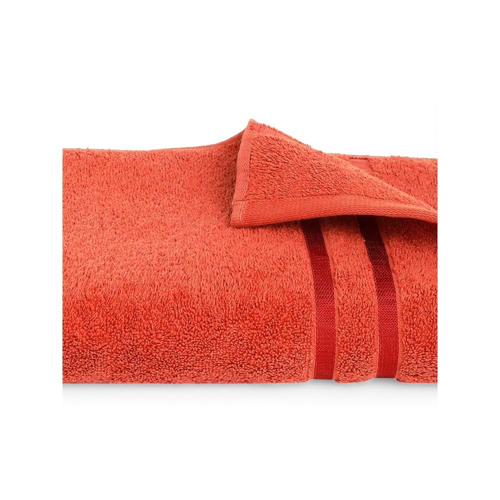 Spaces Atrium Red 500 Gsm 1 Bath Towel: Buy Spaces Atrium Red 500 Gsm 1 ...