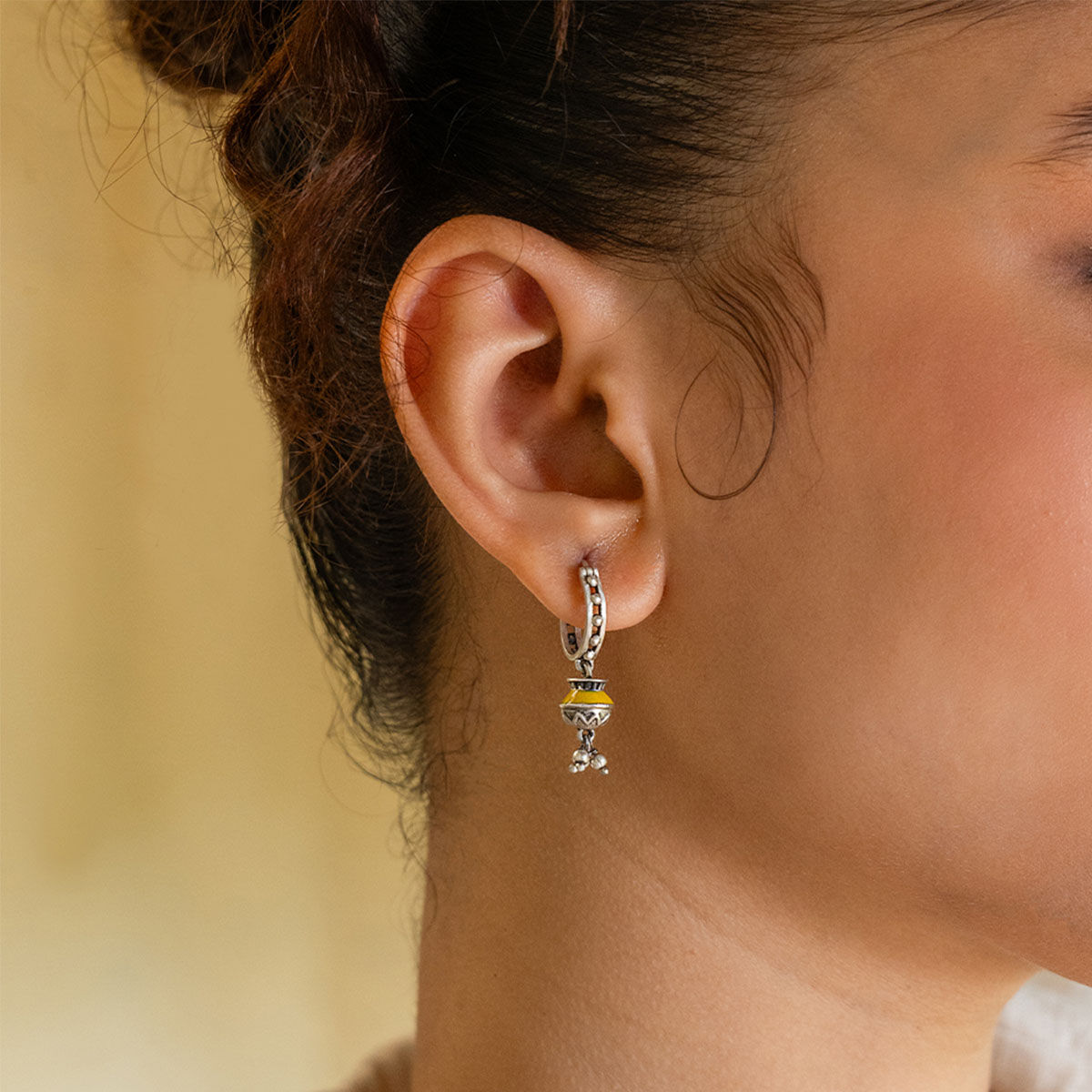 Buy Shaya by CaratLane Kolshi Earrings in Oxidised 925 Silver Online
