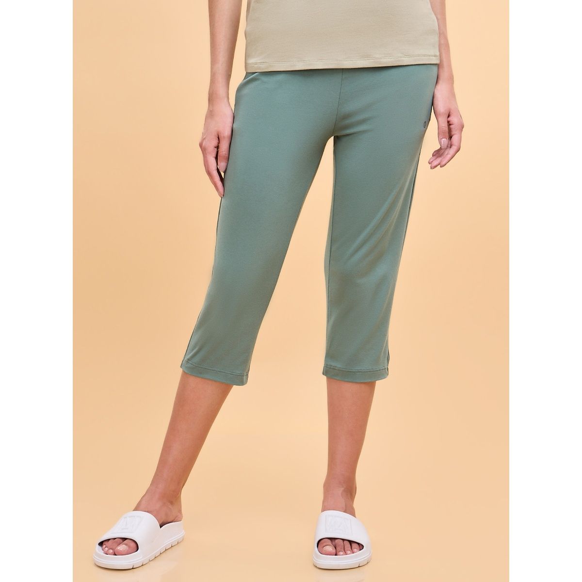 Buy Enamor Essentials Womens E018-Mid Rise Slim Fit Stretch Cotton Lounge Capri Online