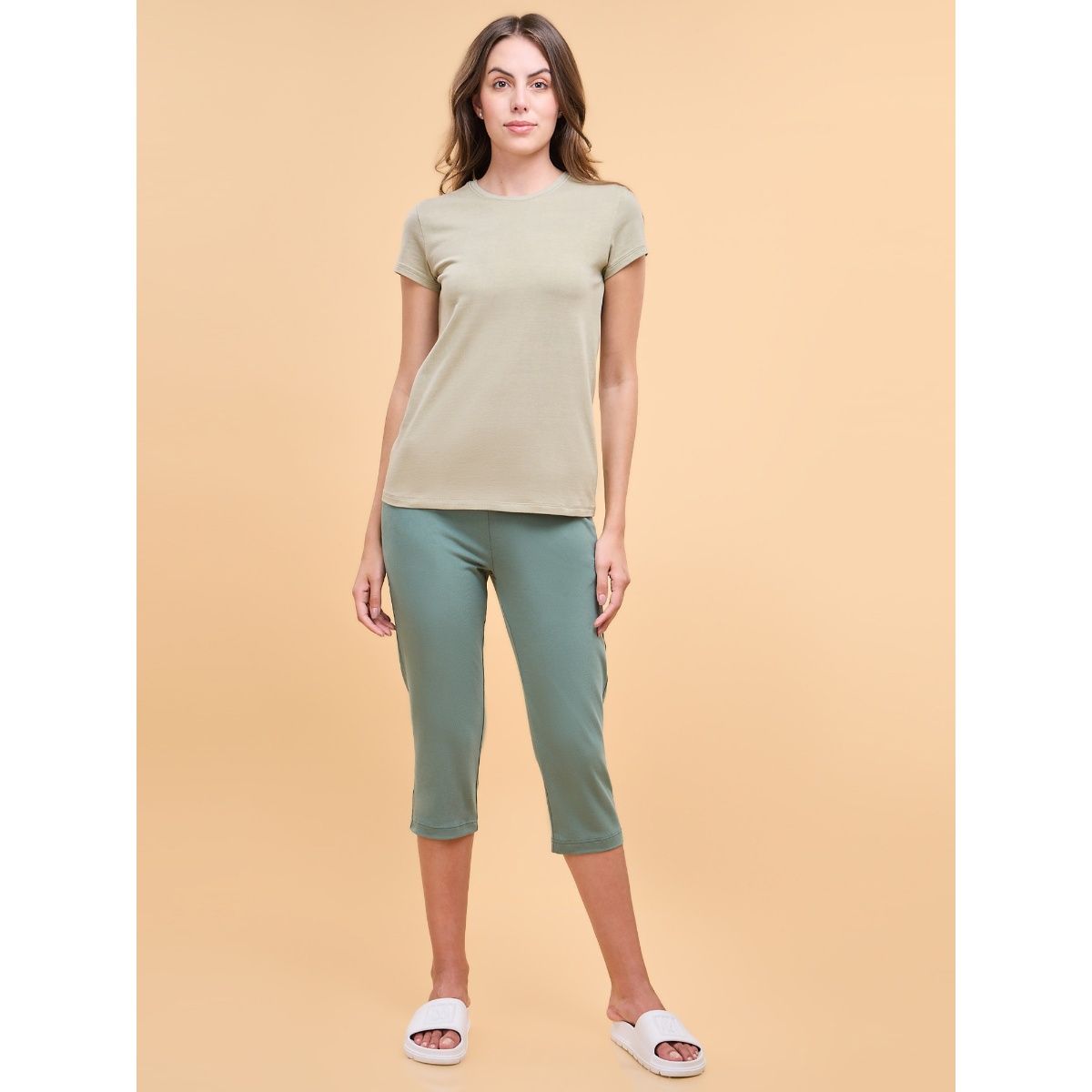 Buy Enamor Essentials Womens E018-Mid Rise Slim Fit Stretch Cotton Lounge Capri Online