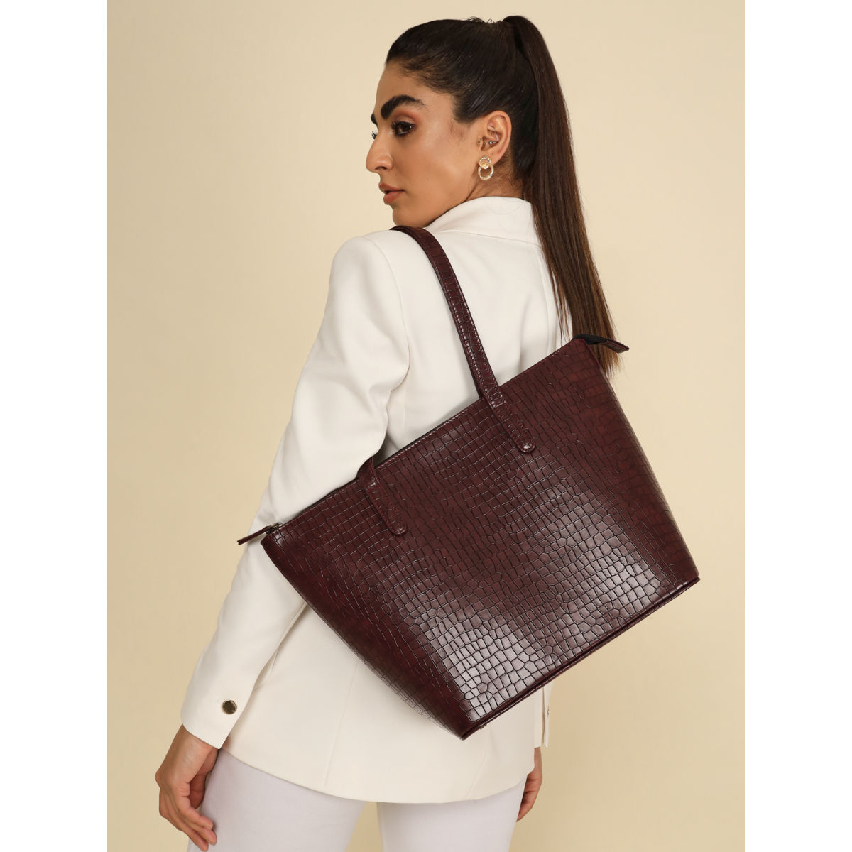 Buy THE GUSTO Colossal Tote - Wine Online