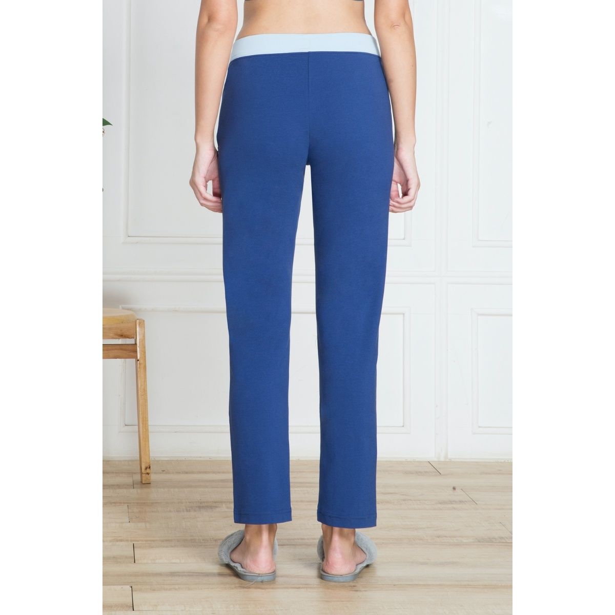 Van Heusen Woman Lingerie And Athleisure Live In Lounge Pants With