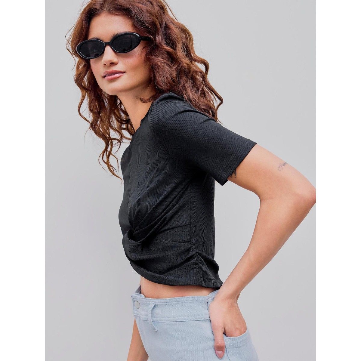 Buy Cider Round Neck Twist Solid Short Sleeve Tee Online