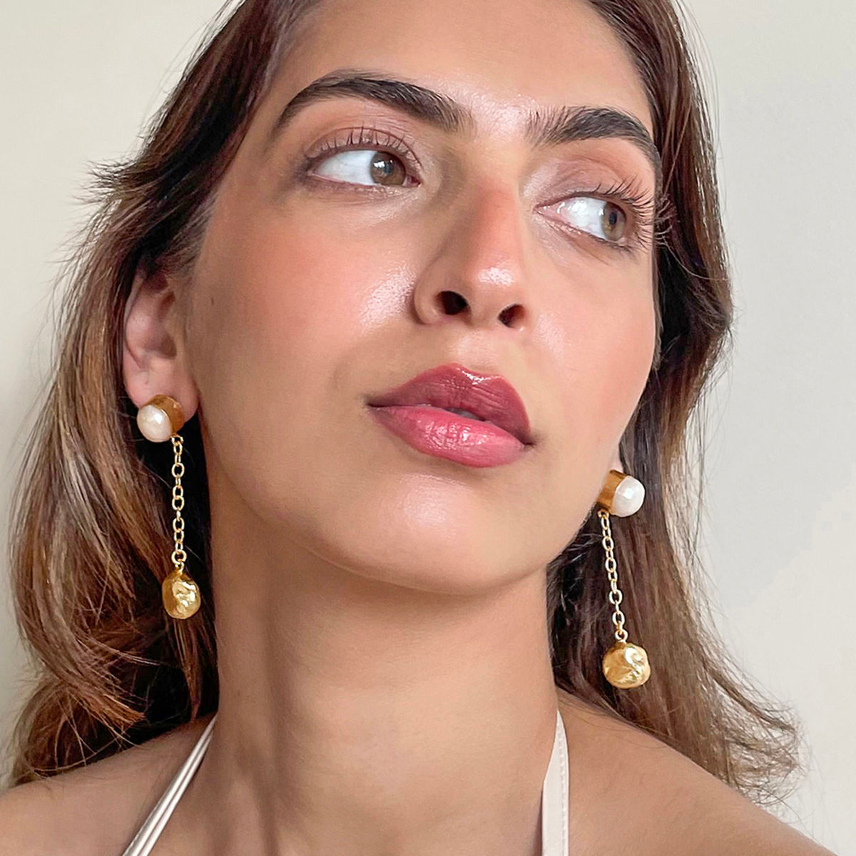 Pipa Bella by Nykaa Fashion Gold Plated Shell Textured Drop Earrings ...