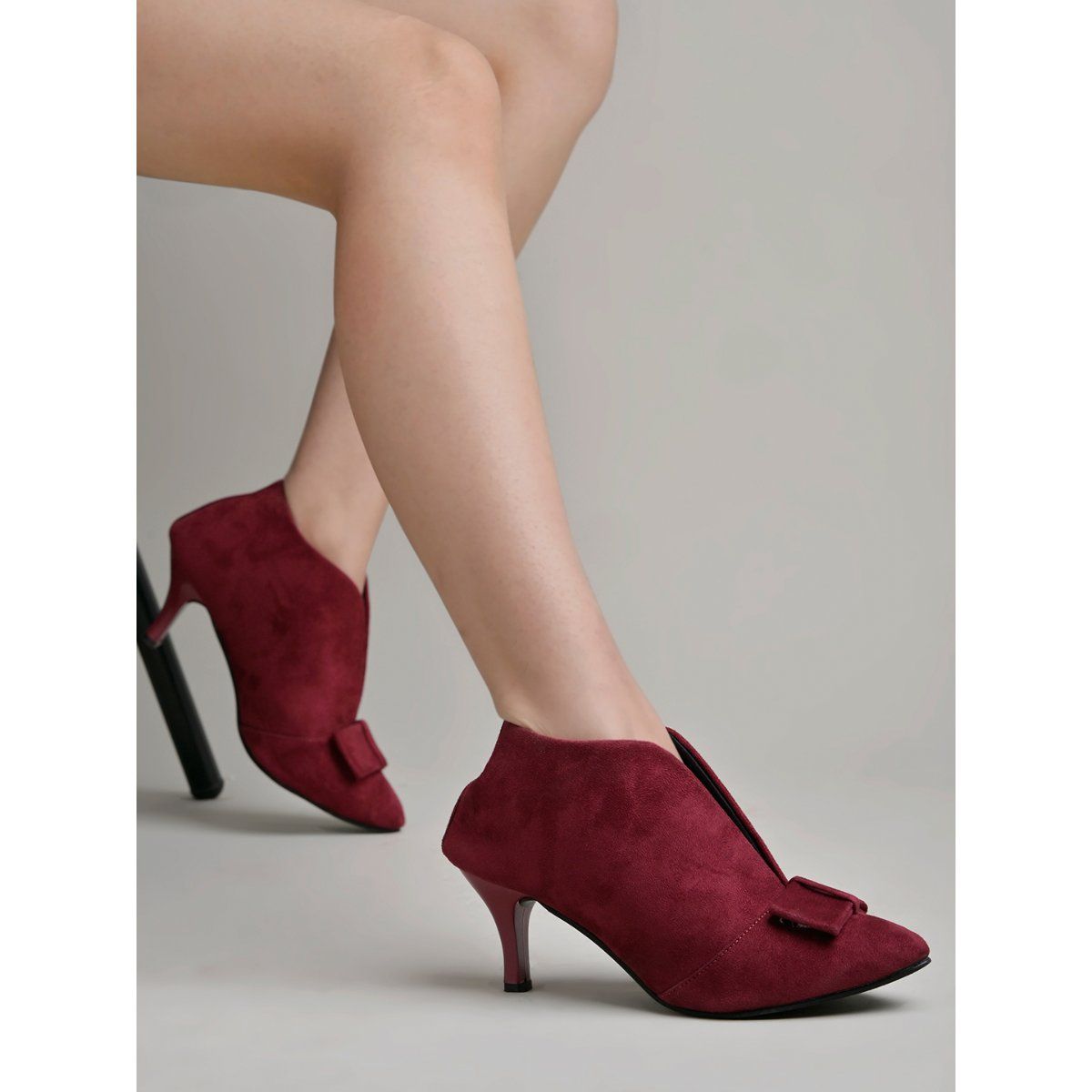 Buy Shoetopia Solid Bow Detailed Cherry Pumps Online