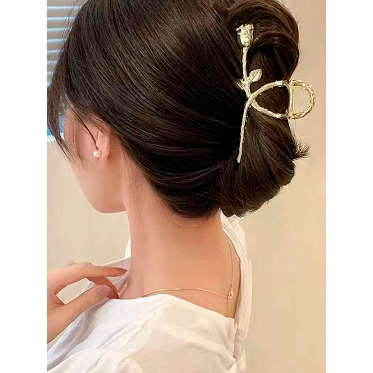 OOMPH Gold Tone Big Floral Rose with Stem Design Hair Claw Clip: Buy ...