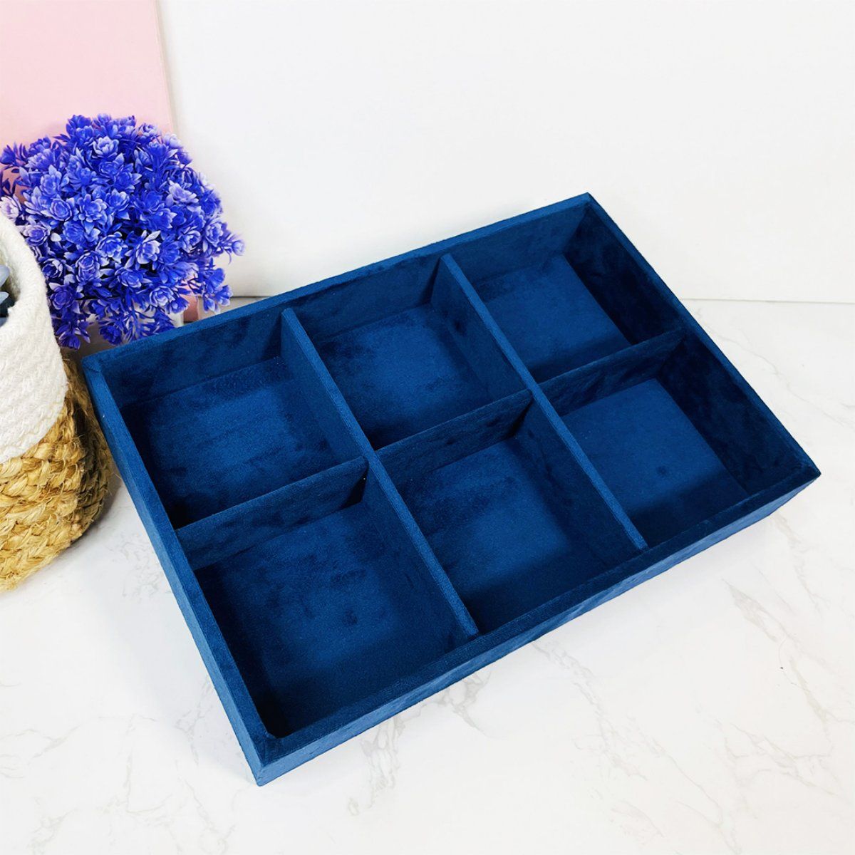 Buy La Trove Luxury Velvet Belt Tray (30X20X5 Cm) Online