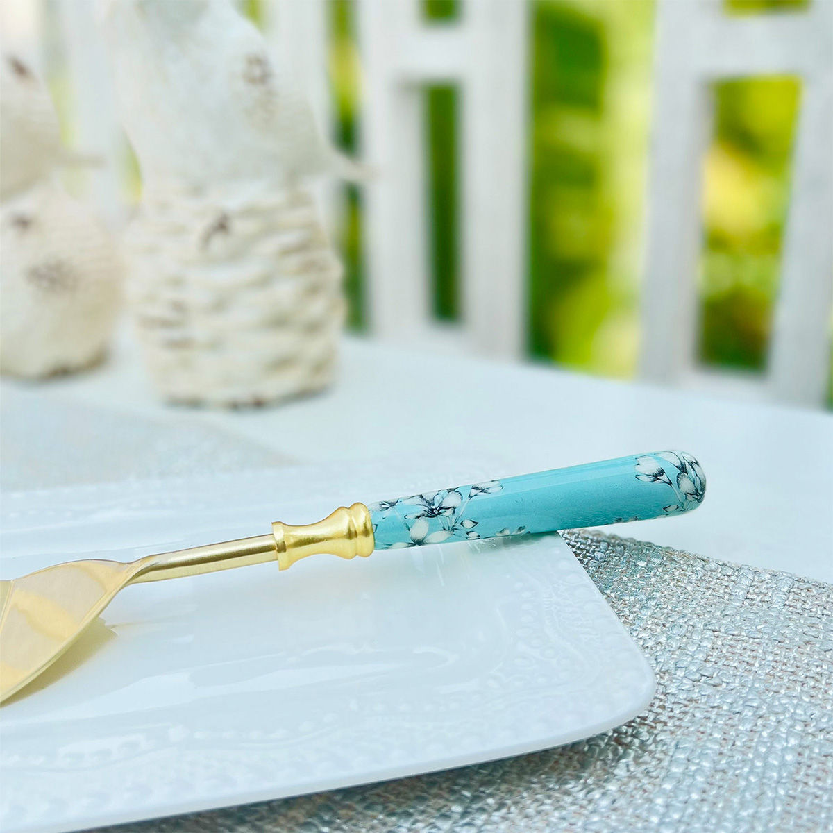 Faaya Gifting Single Cake Server - Alaskan Dream: Buy Faaya Gifting ...