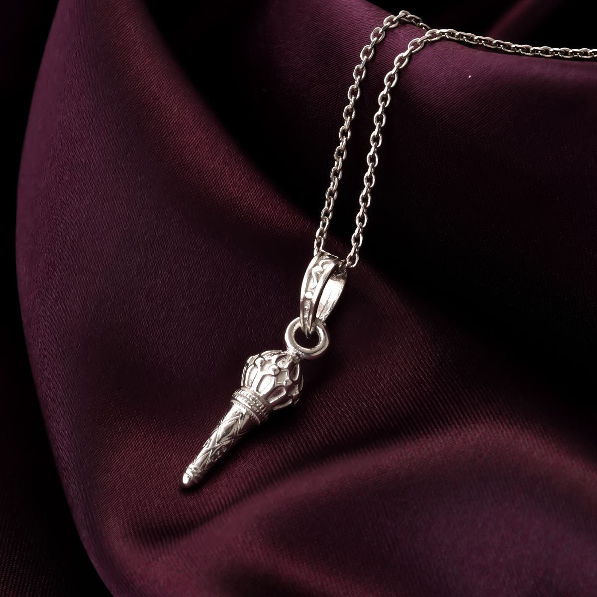 Buy GIVA Sterling Silver Gada Pendant With Link Chain for Womens and ...