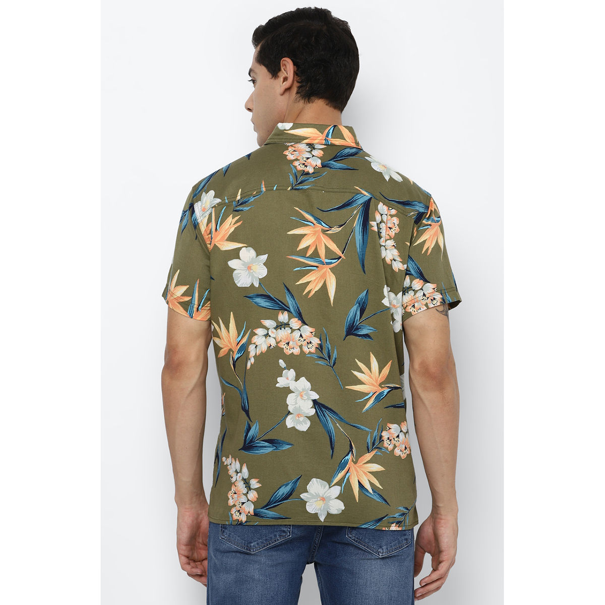 Buy American Eagle Men Green Tropical Button-up Resor T-shirt Online