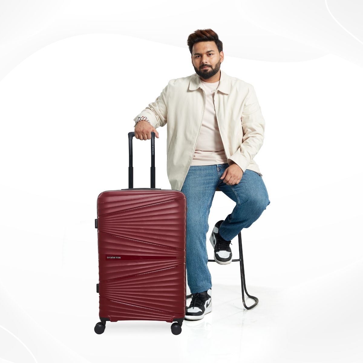 Buy Nasher Miles Mumbai Hard-Sided Polypropylene Luggage Maroon Trolley ...