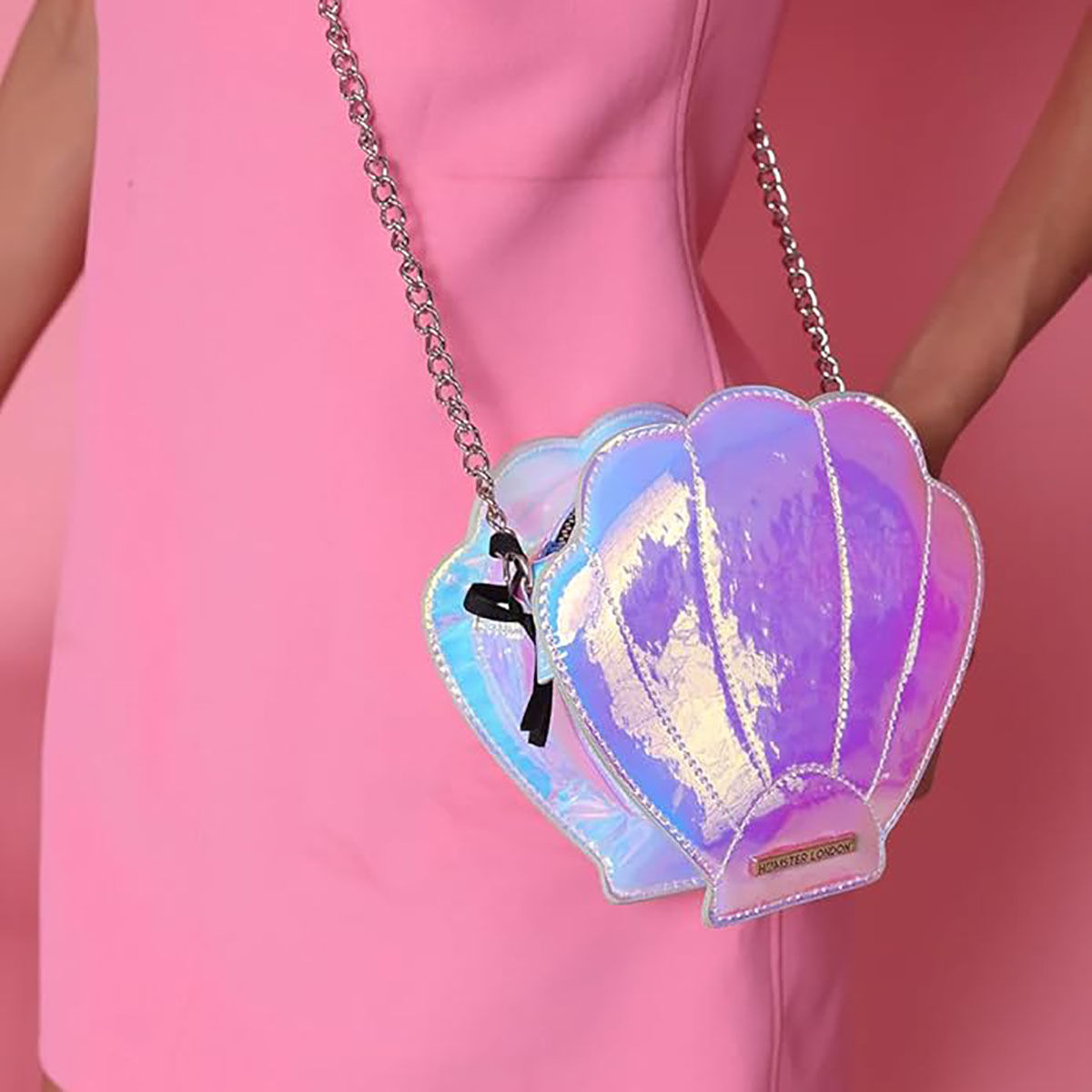 Buy Hamster London Funk Seashell Sling Bag (S) Online