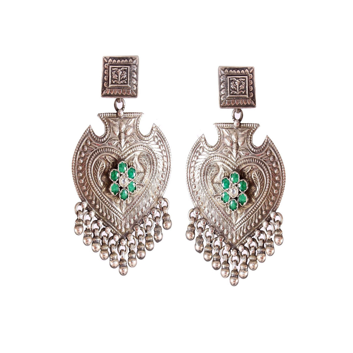 Buy Noor By Saloni Silver Statement Adorable Leaf Design Stud Earrings ...