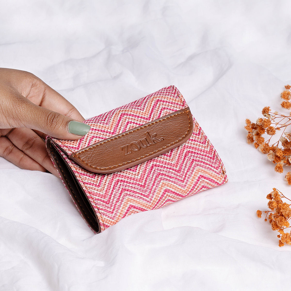 Buy Zouk Bombay Sea Trifold Wallet Online