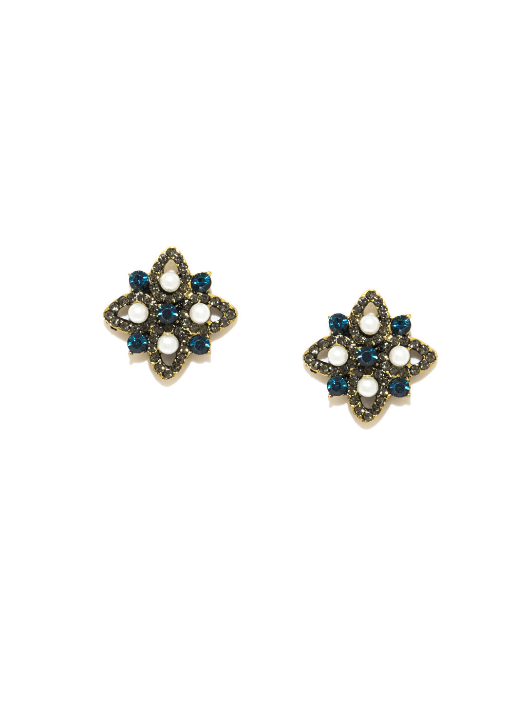Buy Pipa Bella by Nykaa Fashion Studded Statement Earrings Online