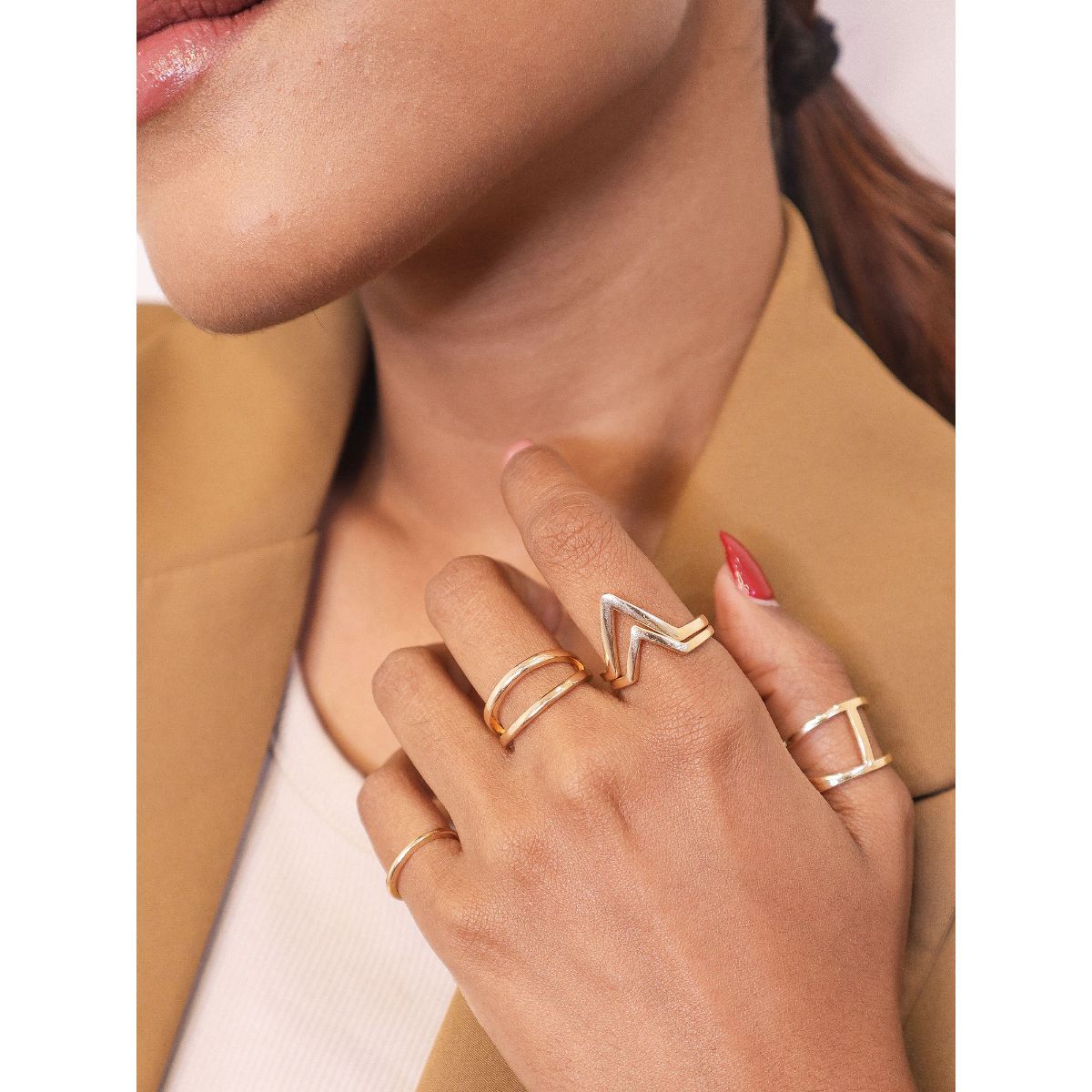 Buy Pipa Bella by Nykaa Fashion Gold Geometric Ring Set of 5 Online