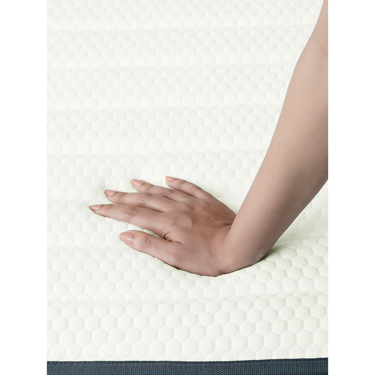Buy duroflex LiveIn Bounce - 3 Zone Pocket Spring Roll Pack Mattress, 6 ...