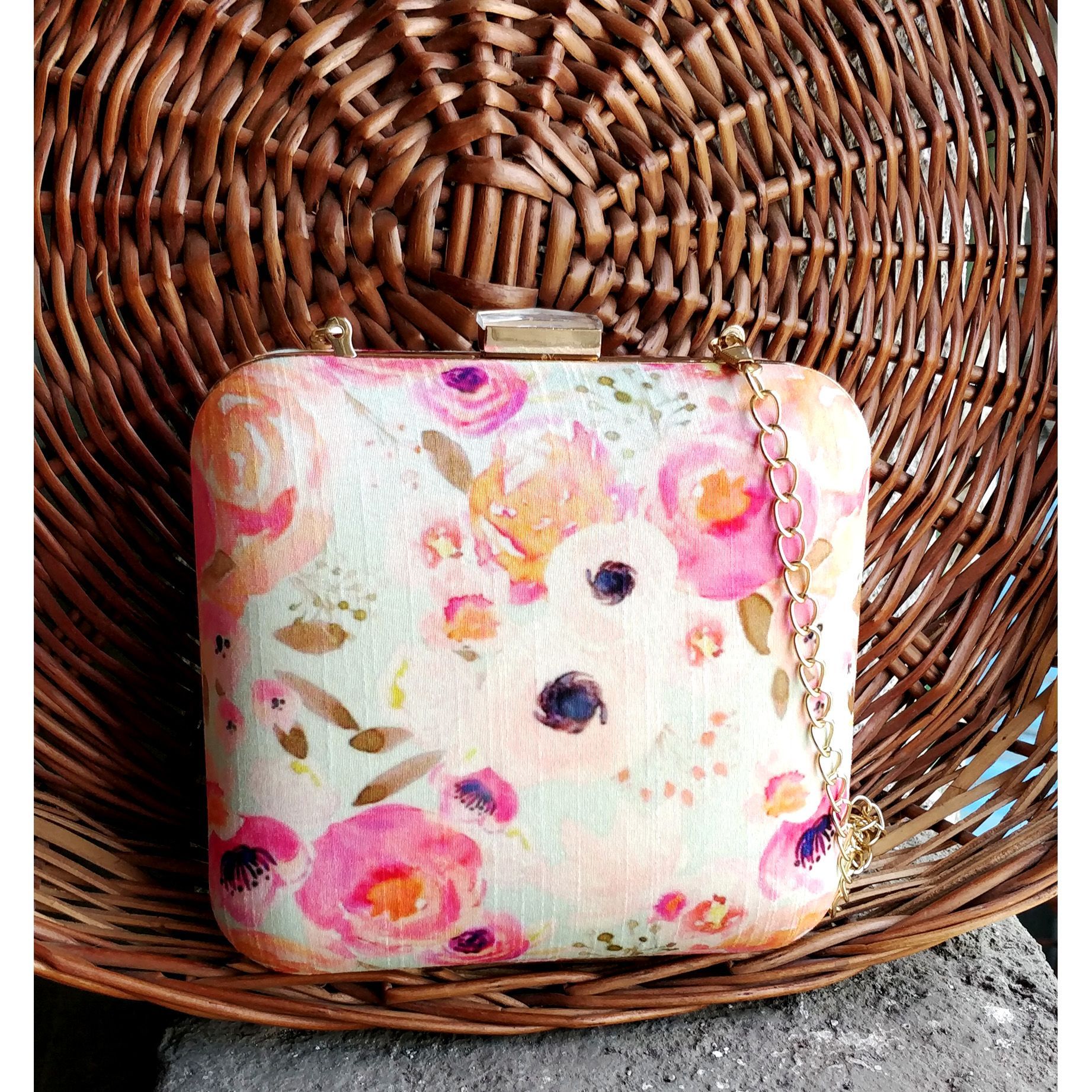 Buy Fizza Blossom Box Clutch Online