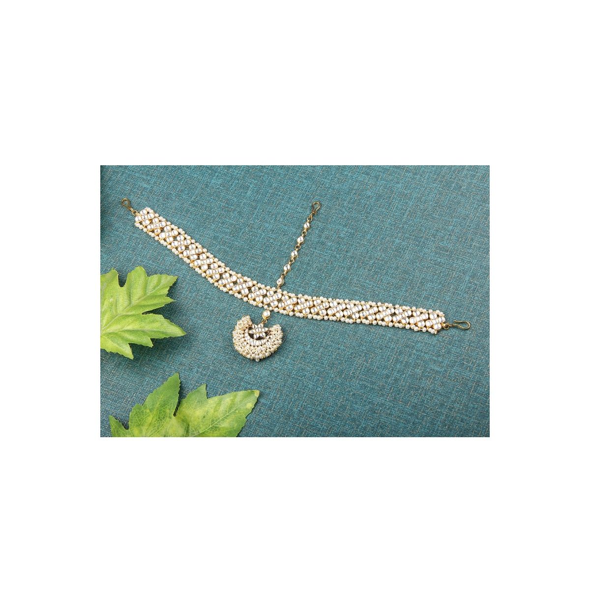 Buy Auraa Trends Traditional Kundan Gold Plated Sheeshpati Mathapati Online