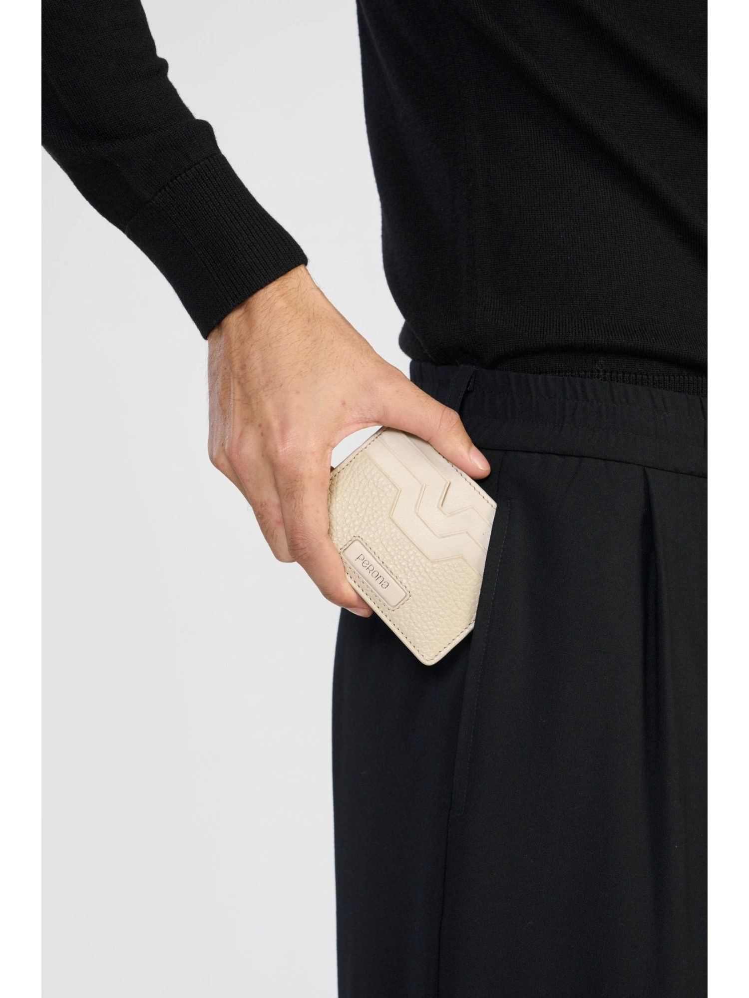 Buy Perona Abel Beige Card Case Online