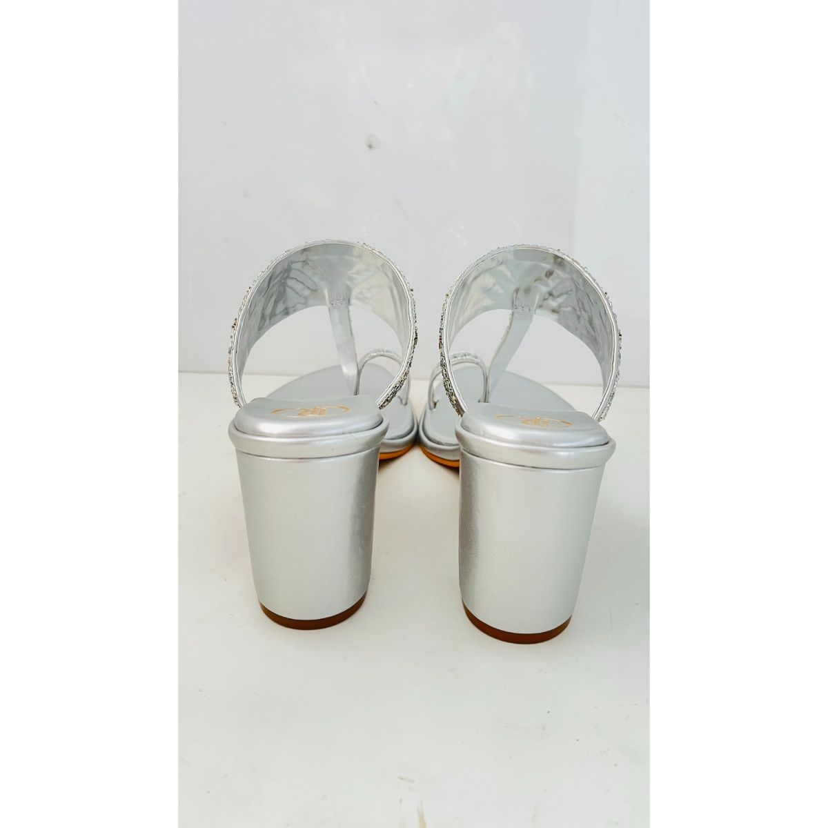 PREET KAUR Silver Sheesha Block Heels Kolhapuri: Buy PREET KAUR Silver ...