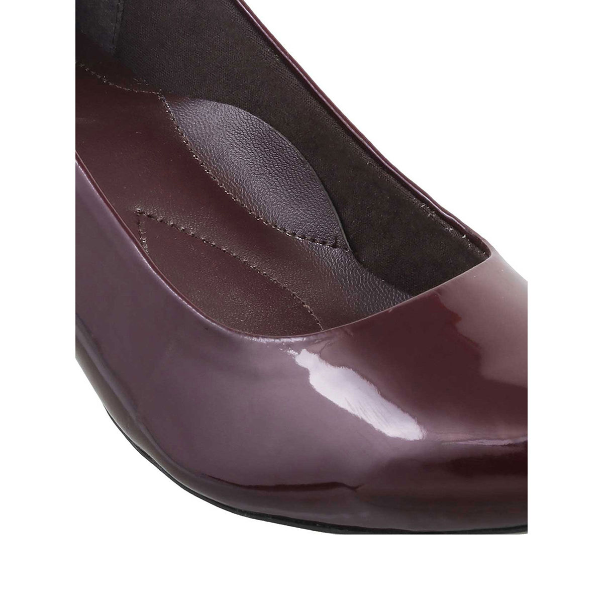 Metro Solid Maroon Heels: Buy Metro Solid Maroon Heels Online at Best ...
