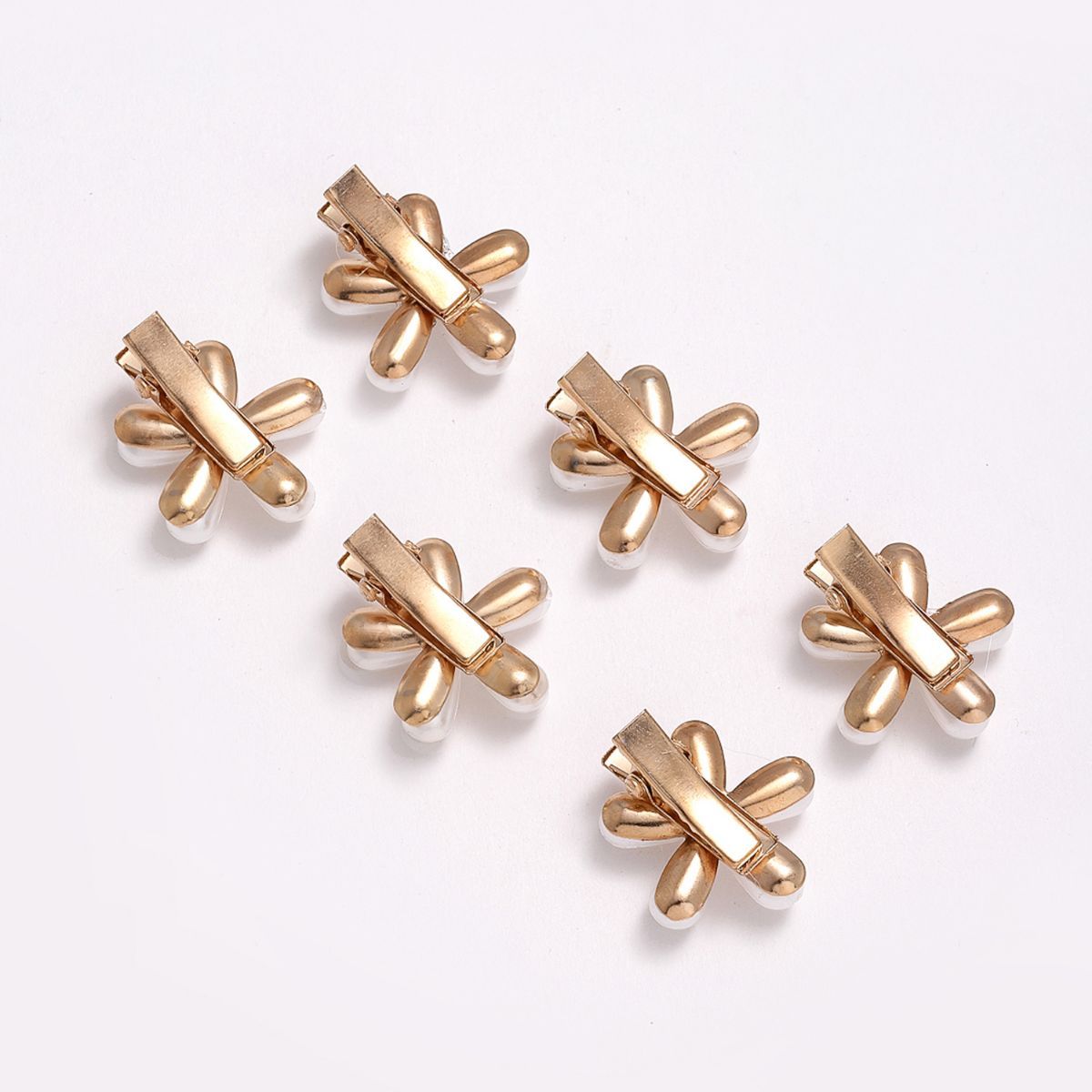 Buy PANASH Women Set Fo 6 Gold-Toned Pearl Embellished Alligator Pins ...