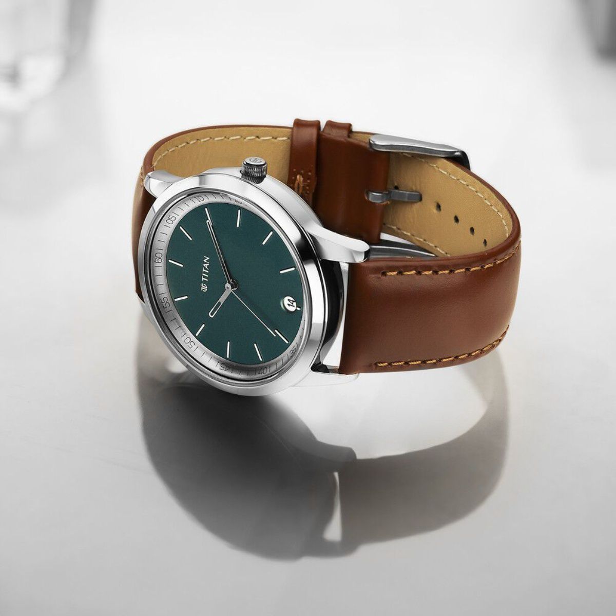 Buy Titan Wrist Wit Quartz Analog with Date Green Dial Leather Strap ...