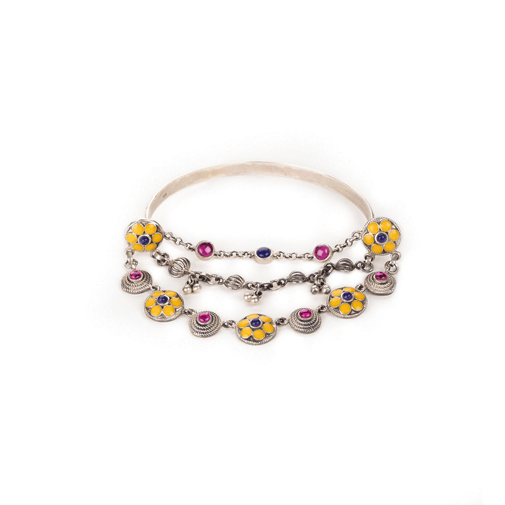 Shaya by CaratLane Phulwadi Work Bracelet: Buy Shaya by CaratLane ...