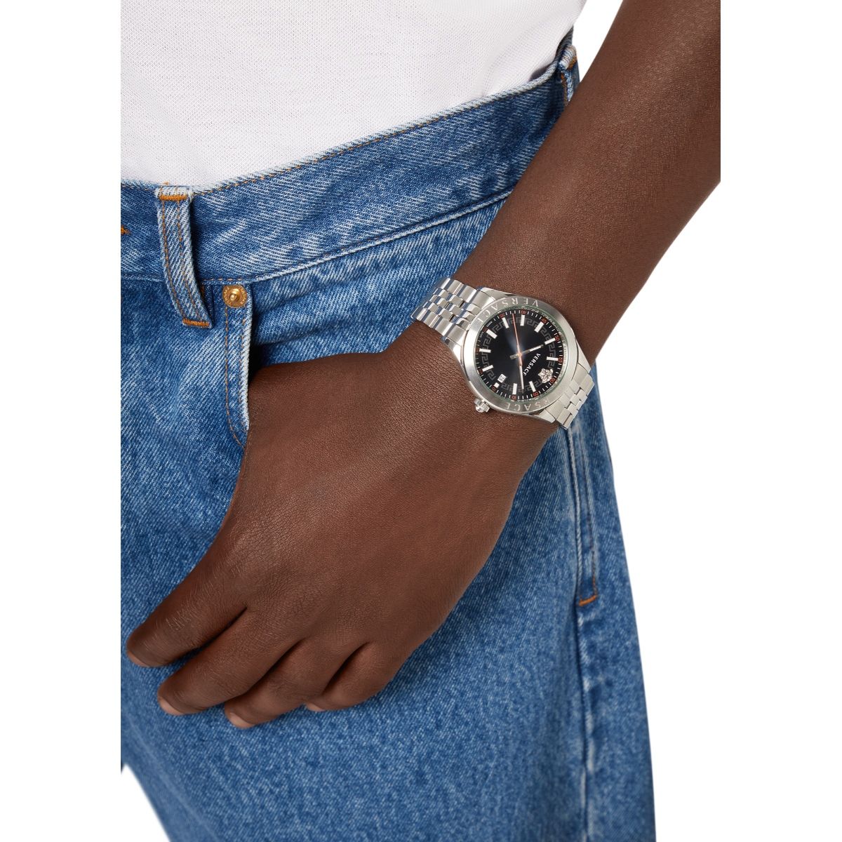 Buy Versace Analog Black Dial Men Watch - VEVK00420 Online